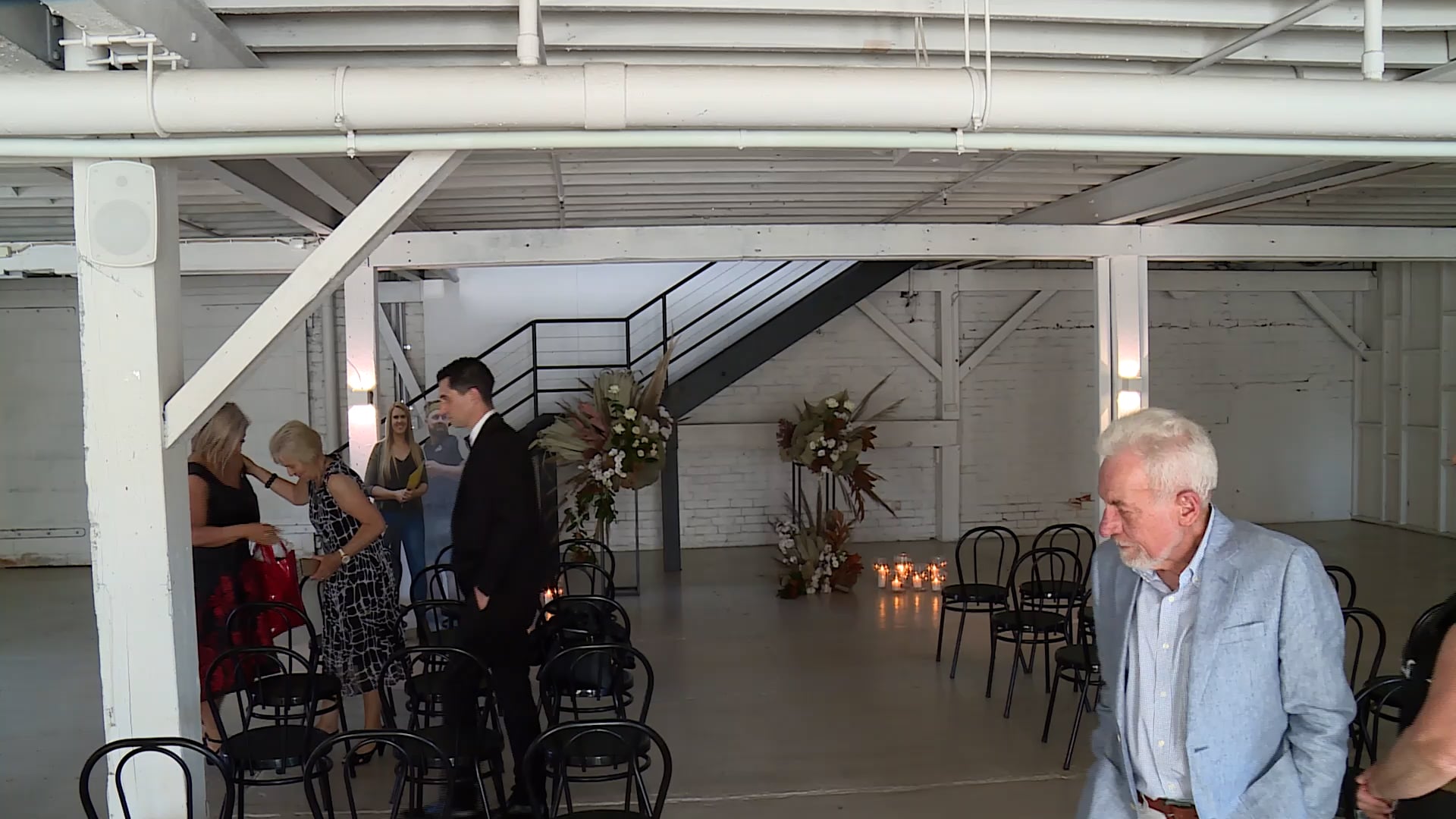 Heidi & Dan Hempel Wedding Live Stream on Vimeo