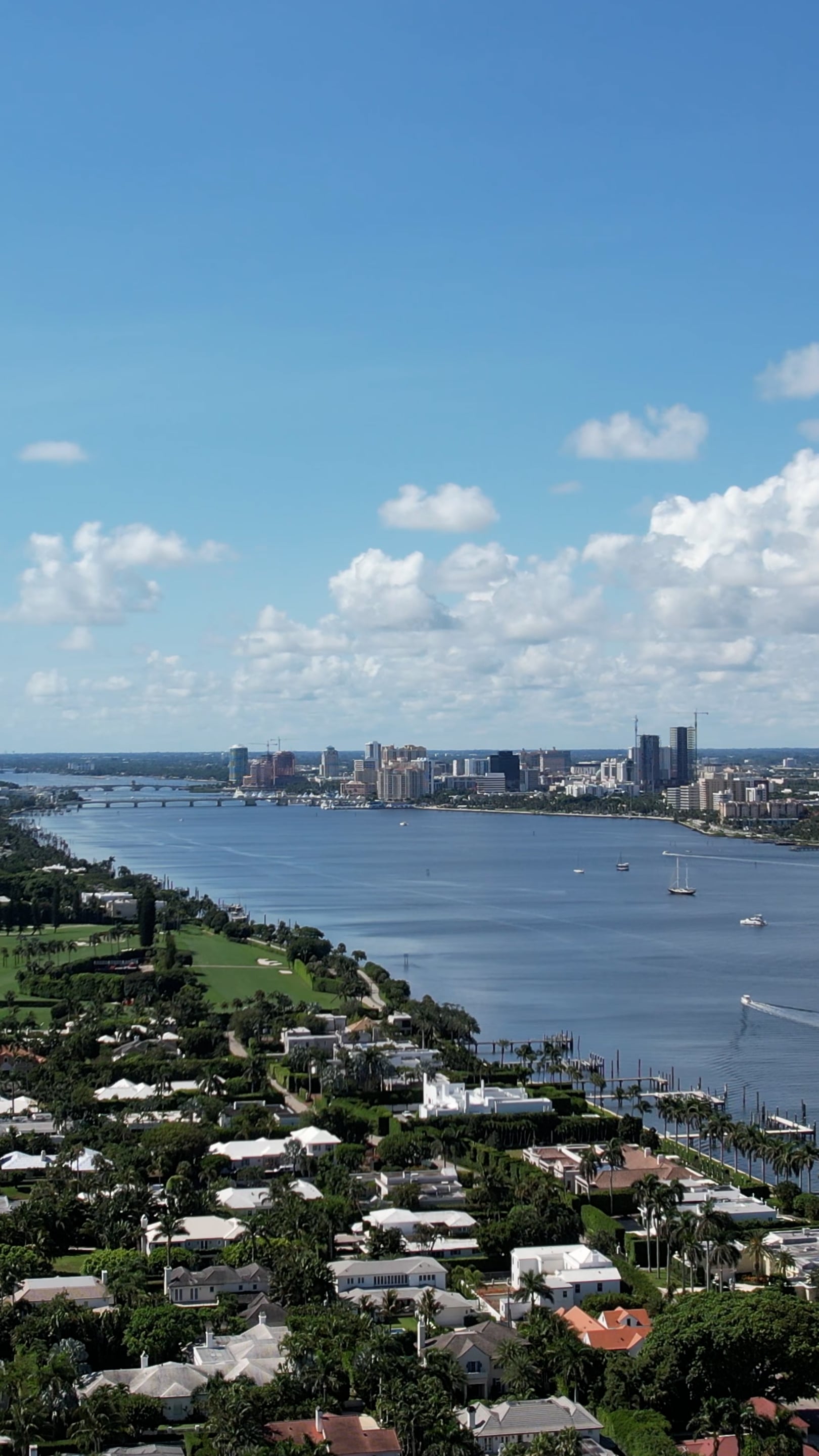 127 Peruvian Ave vid on Vimeo