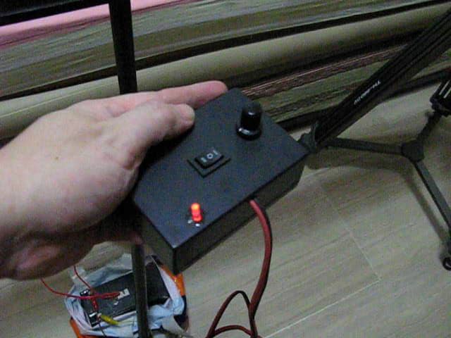 DIY motorized dual direction IGUS Camera Slider on Vimeo