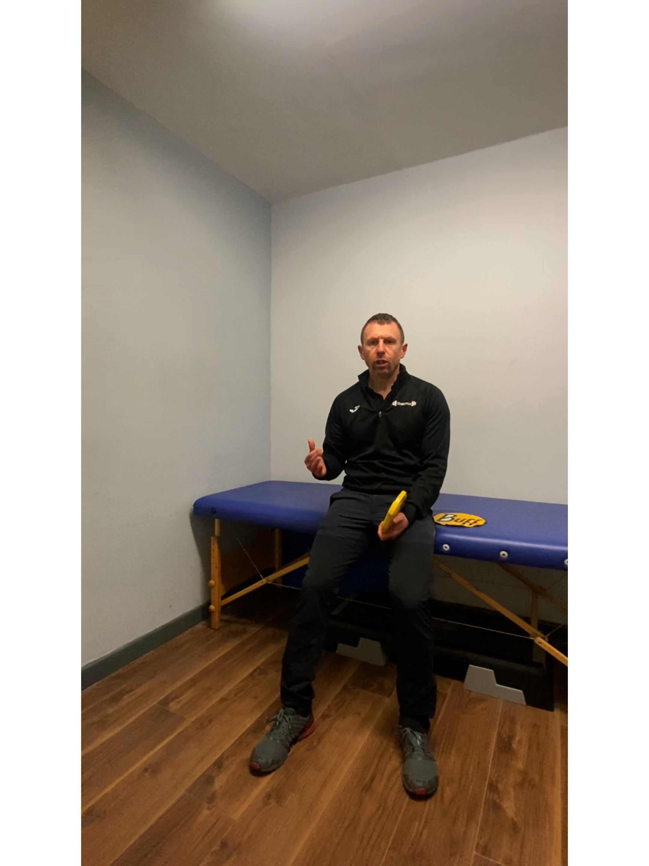 RW Supine Bicep ISO Hold on Vimeo