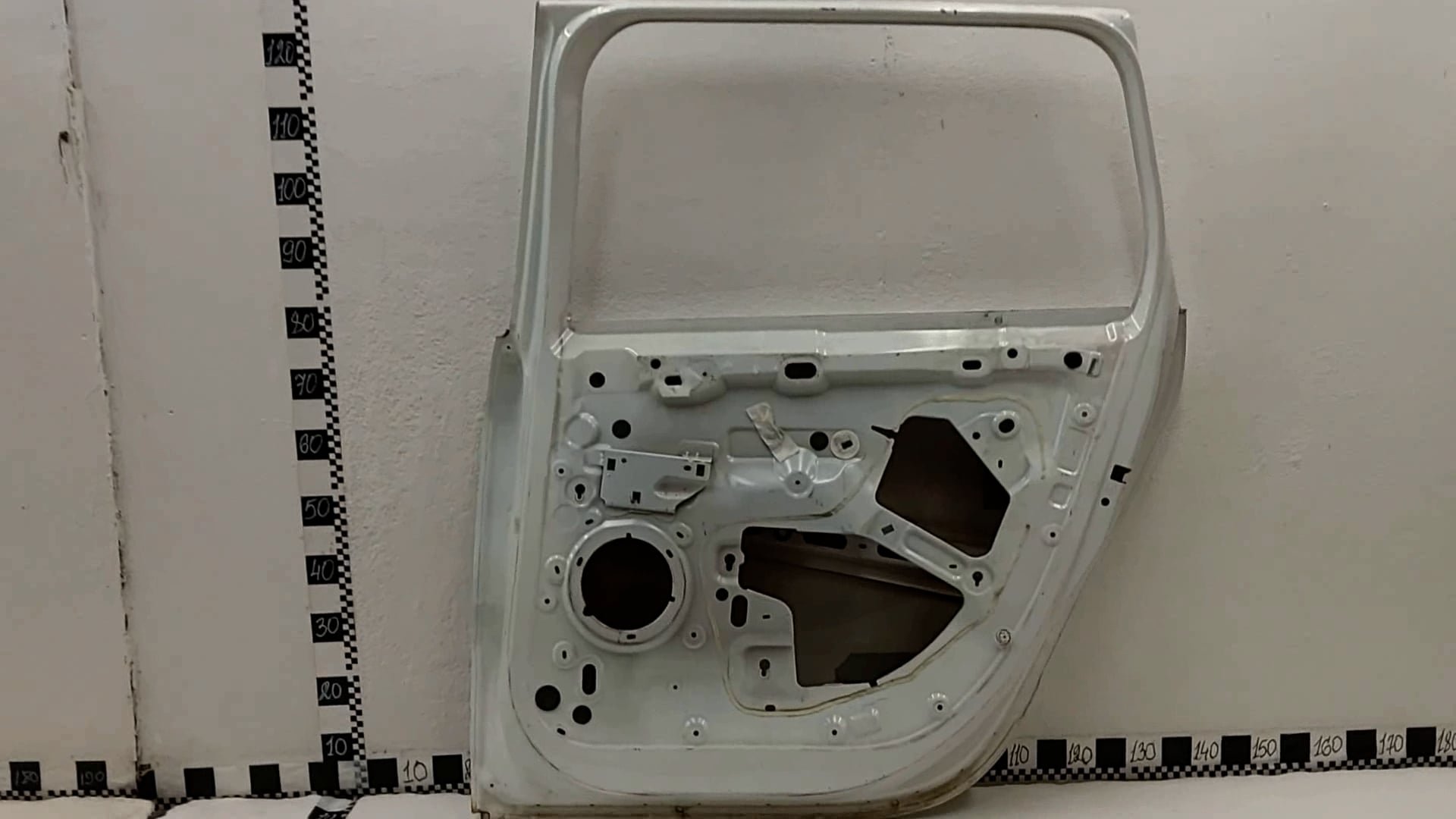 Дверь задняя правая Citroen C4 Picasso 2 (987063T) on Vimeo