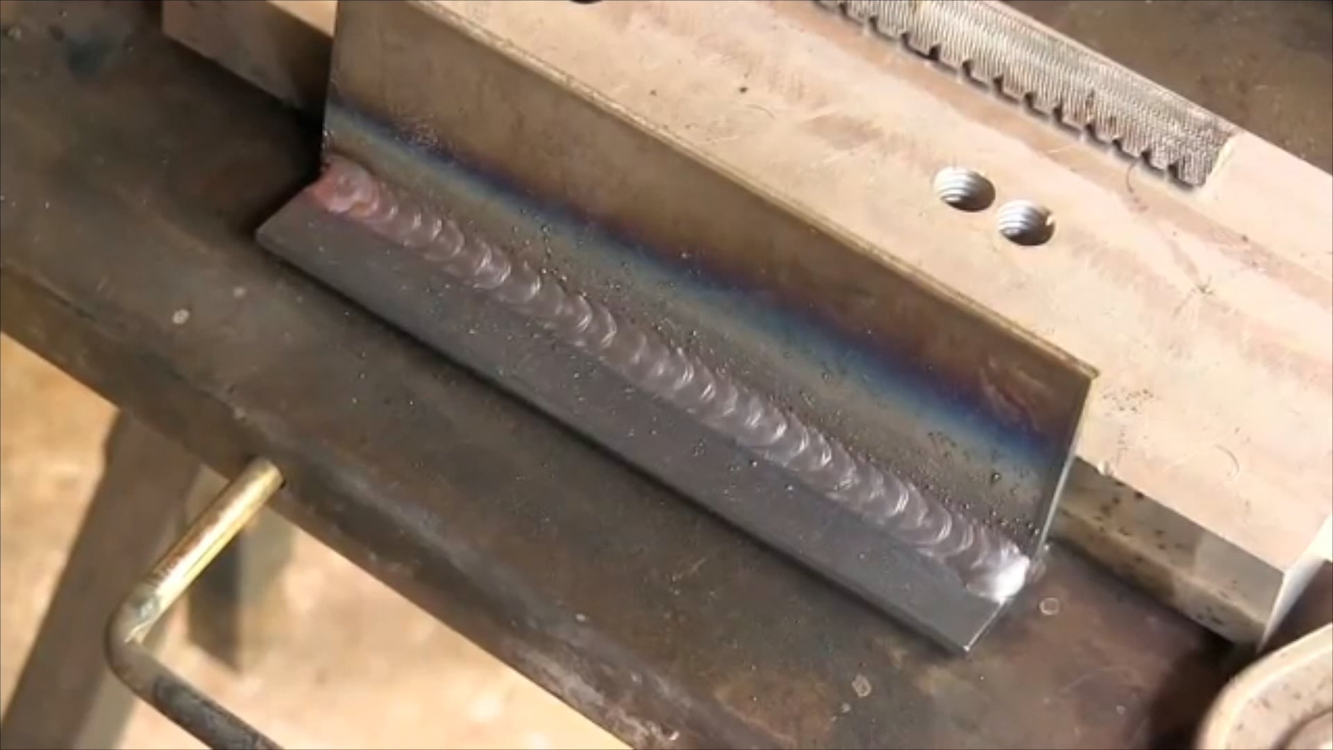 MIG WELDING CARBON STEEL 11GA 2F TEE PUSH ANGLE on Vimeo