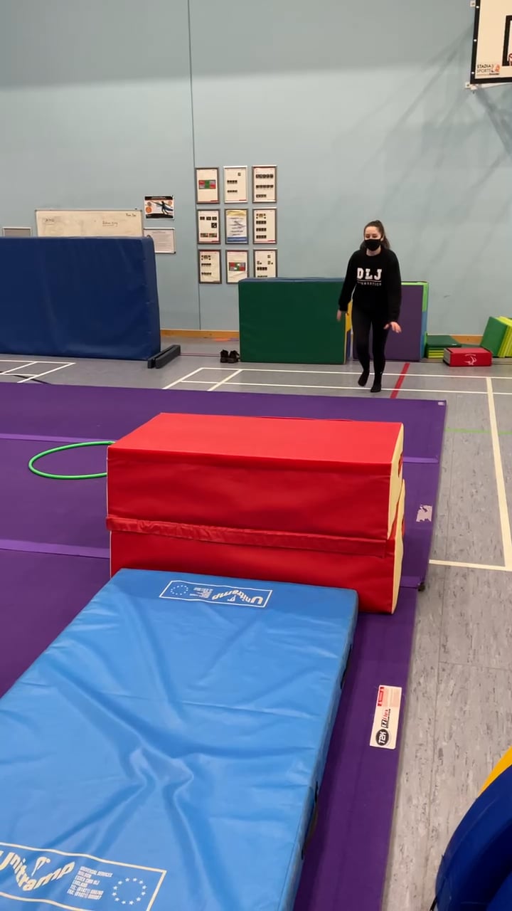RUN JUMP ON SPRINGBOARD STRADDLE OVER TWO VAULTING BLOCKS on Vimeo