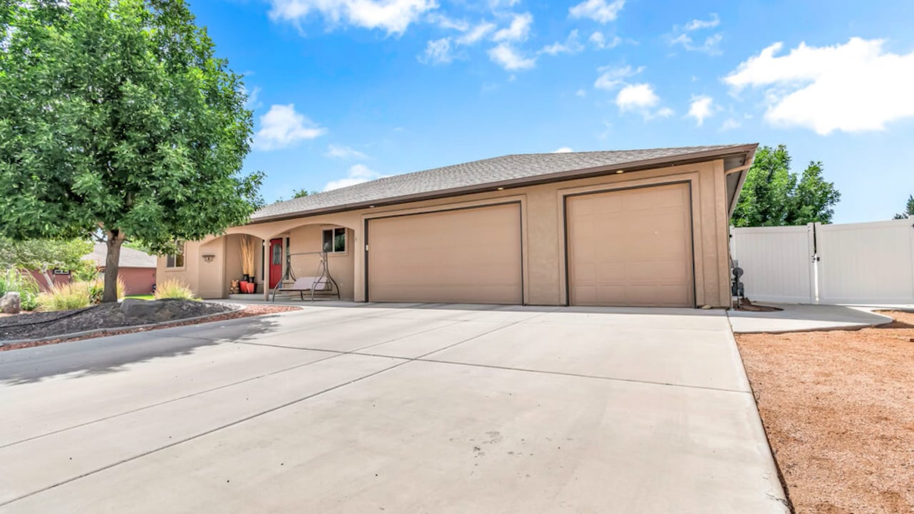 Online_MLS_Resolution-17.mp4 on Vimeo