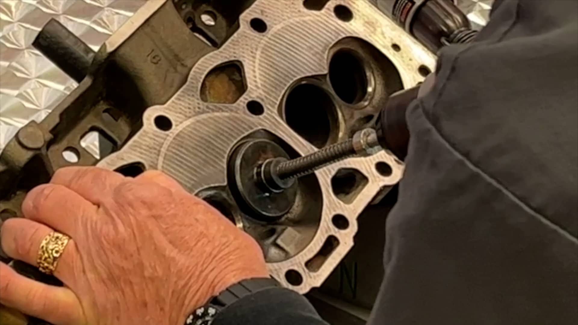 Valve Guide Liner Installation & Removal, Part B on Vimeo