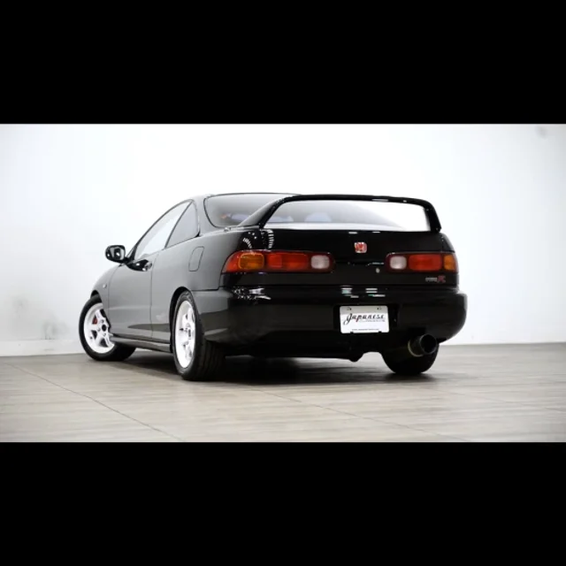 Black Acura Integra Type R