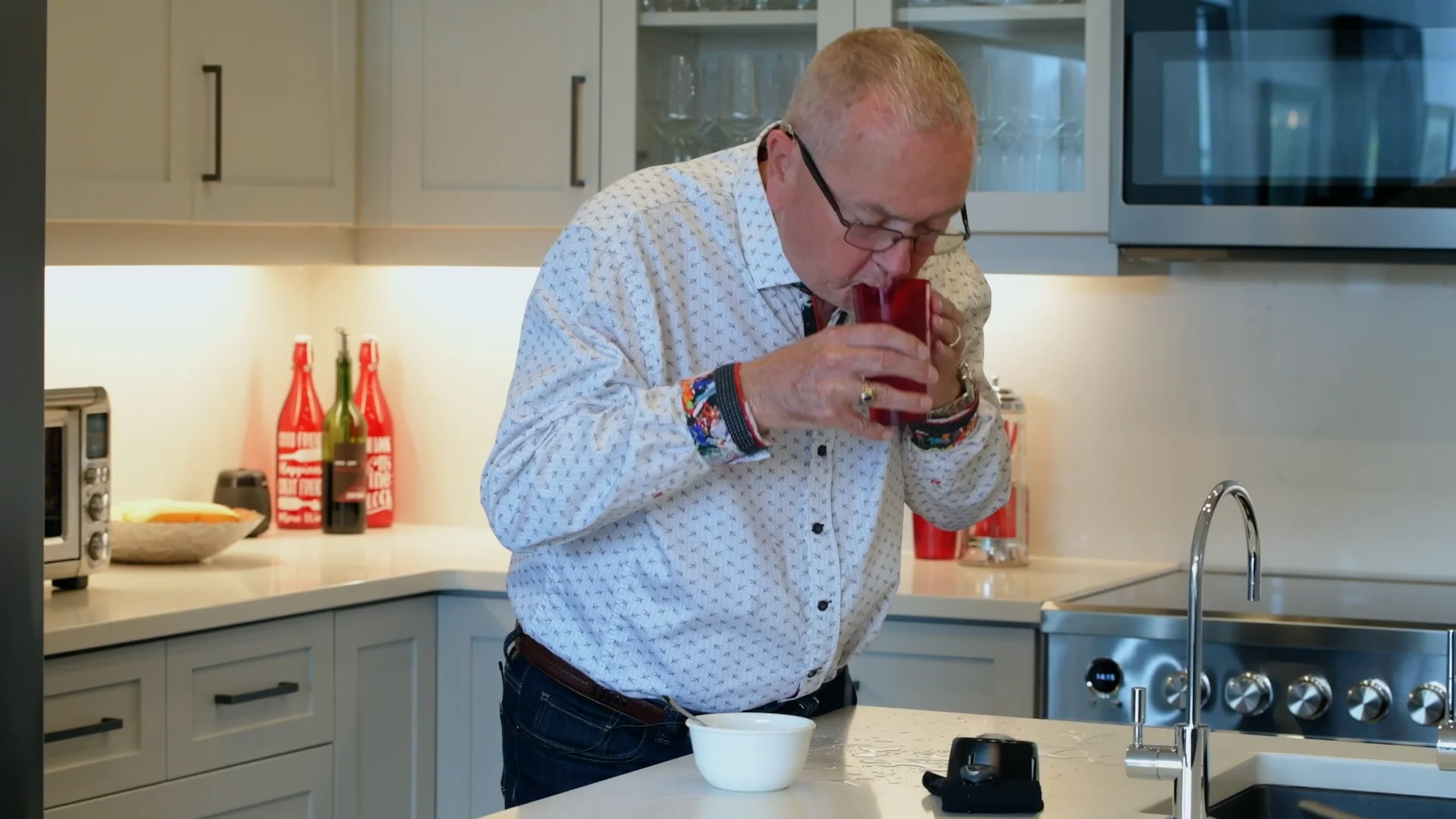 Steadiwear-Reviews-Tremor-Stabilizing-Glove-Steadi-Two on Vimeo