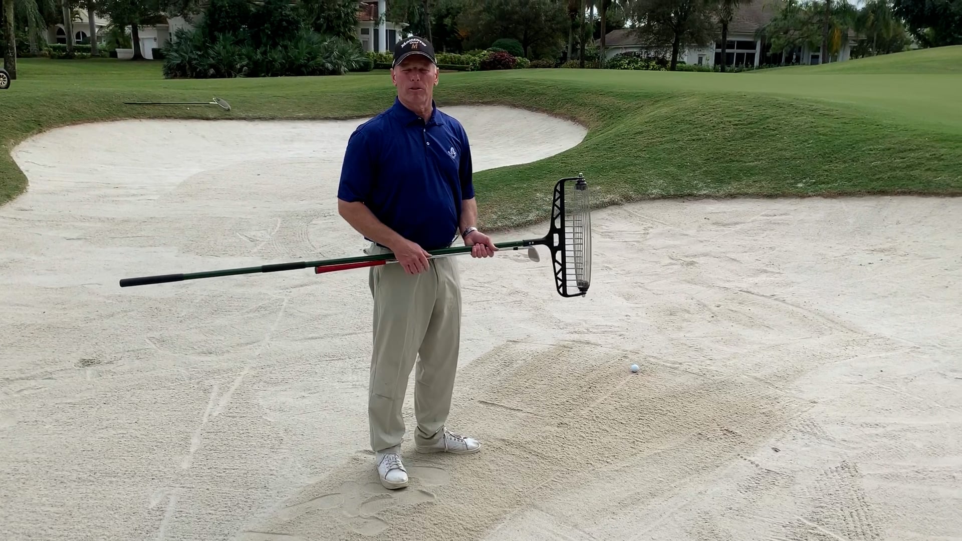 Bunker Wizard bunker rake on Vimeo