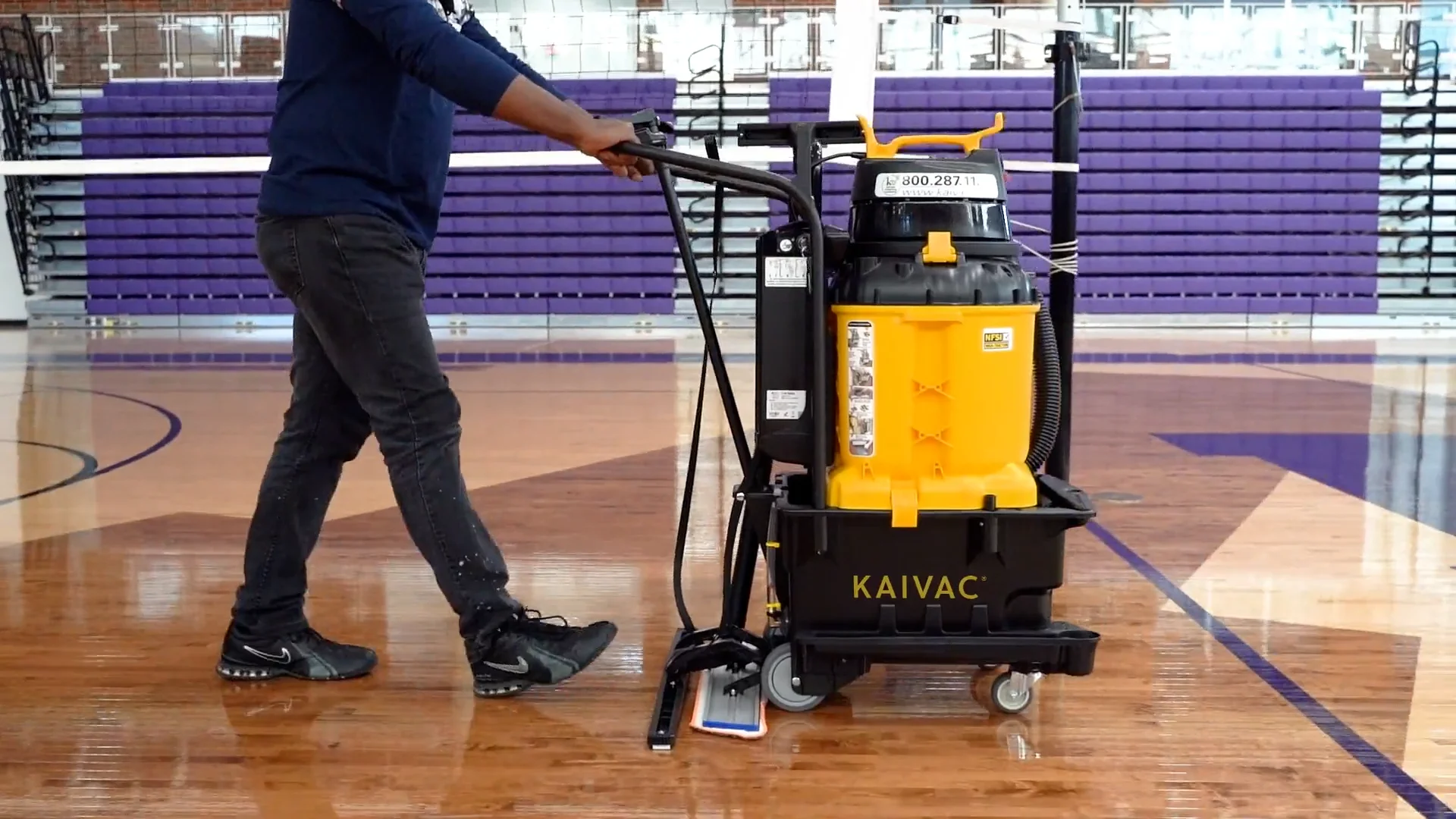 AutoVac Stretch - Gym Floors
