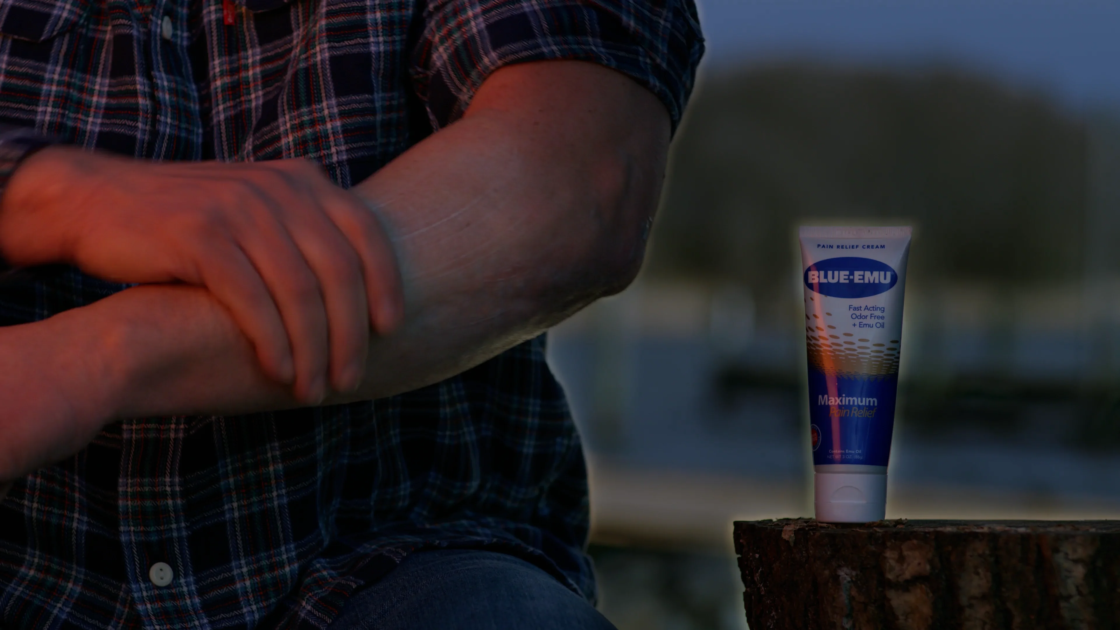 EMU-0122-15s-ROUGHS - EMU-0122-MAX_FIREPIT-ROUGH.mp4 on Vimeo