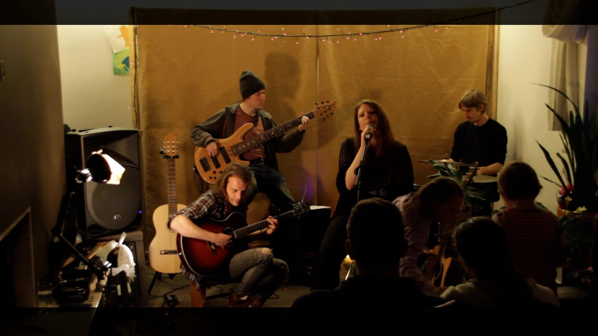 ANA KALAN BAND: BOXER COVER / @kavčfestival 2022 on Vimeo