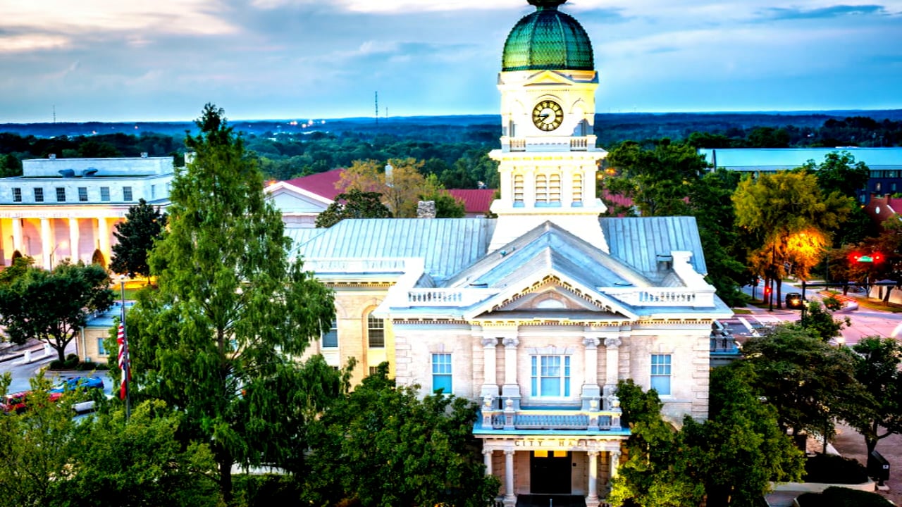 2UTUBE_cbase_new_sop_test_version_2_not_for_air.mp4 on Vimeo