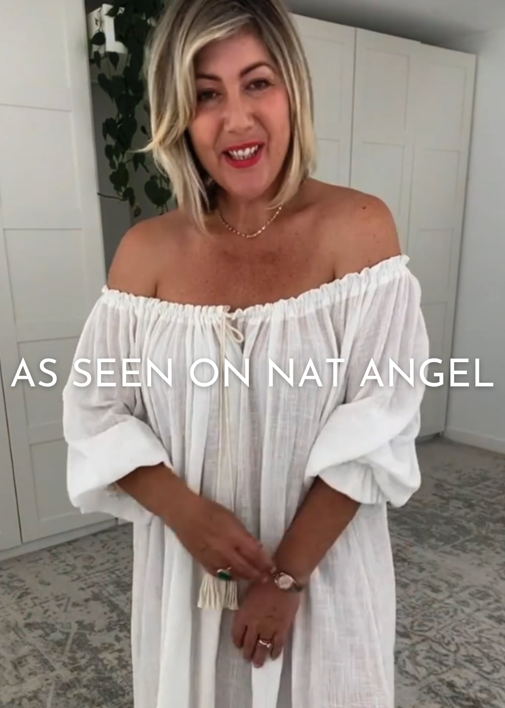 Nat Angel reviews the Salt + Soda Chevron Dress in Crisp White on Vimeo