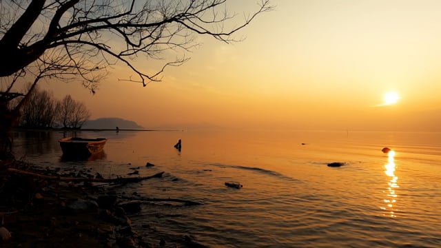 Lake River Sunset - Free video on Pixabay