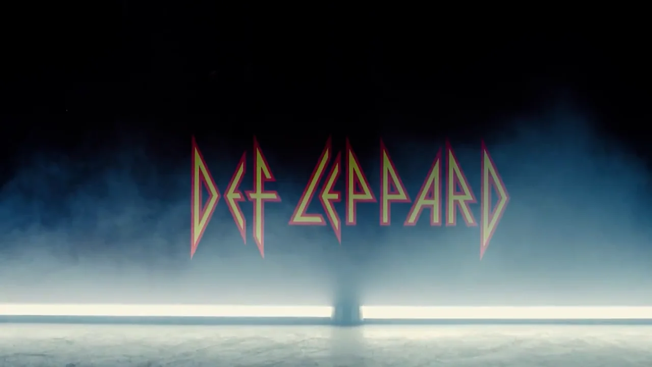 Def Leppard - Logo Print