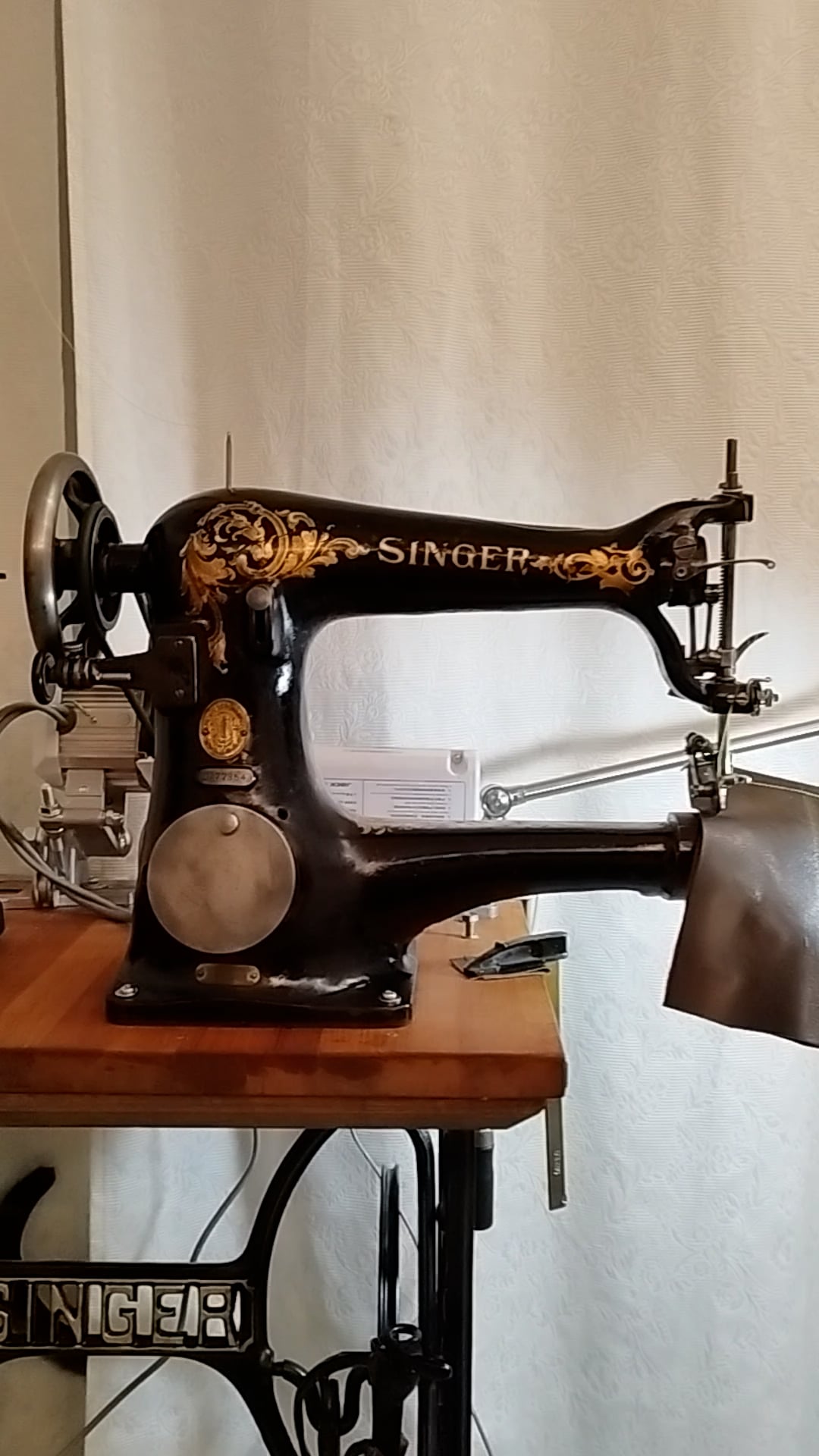 Singer 18-2 sewing presentation on Vimeo