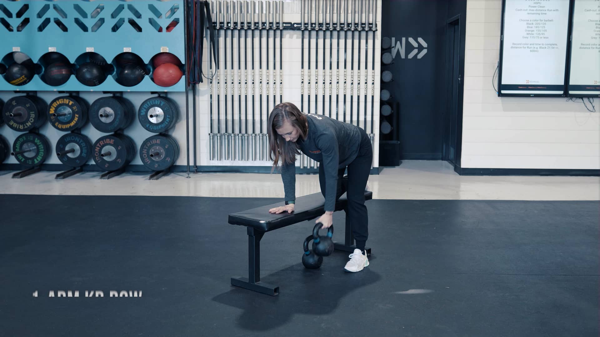 1-ARM KB ROW (HAND AND KNEE ON BENCH) on Vimeo