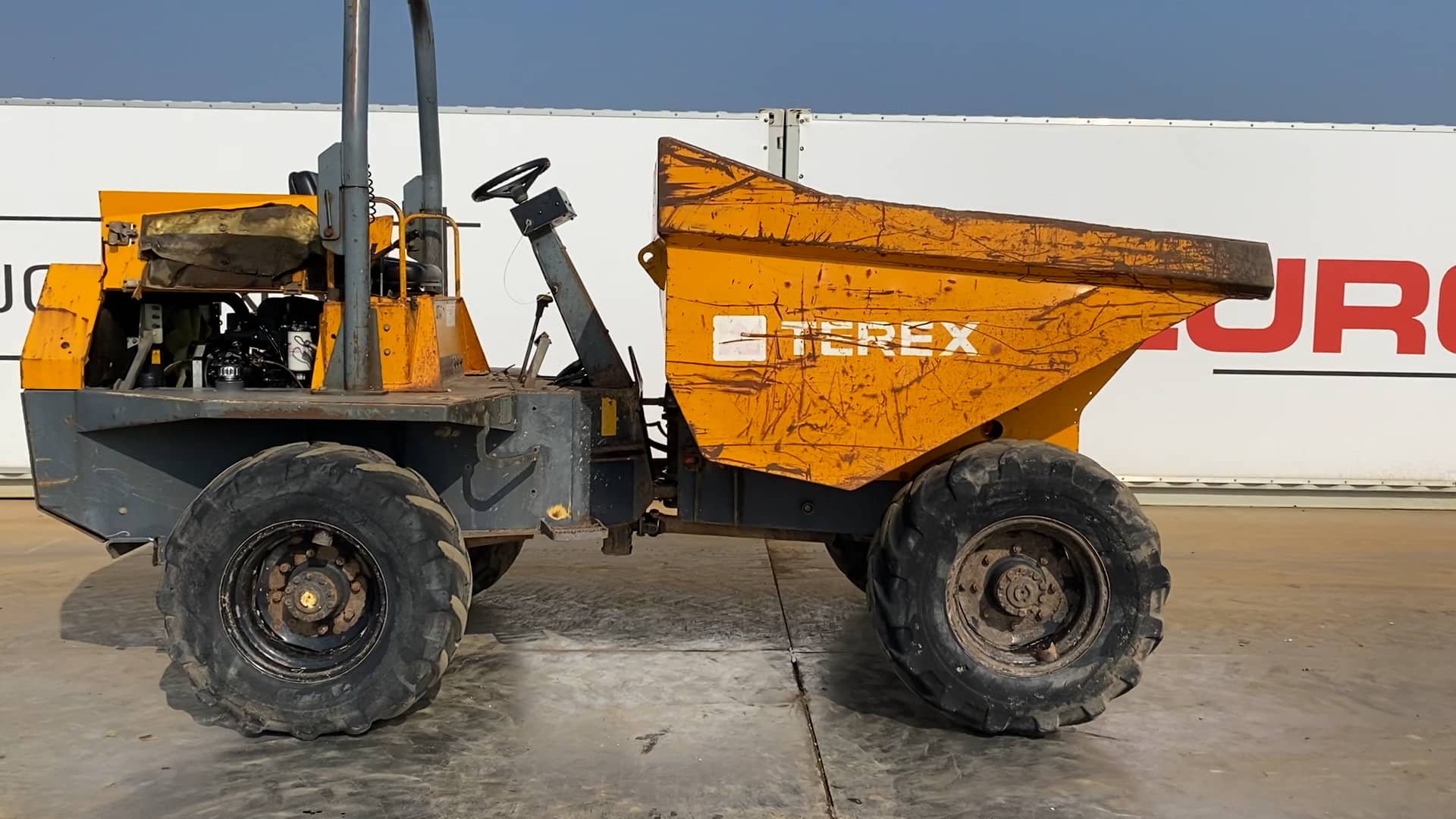 Benford 6 Ton Dumper on Vimeo