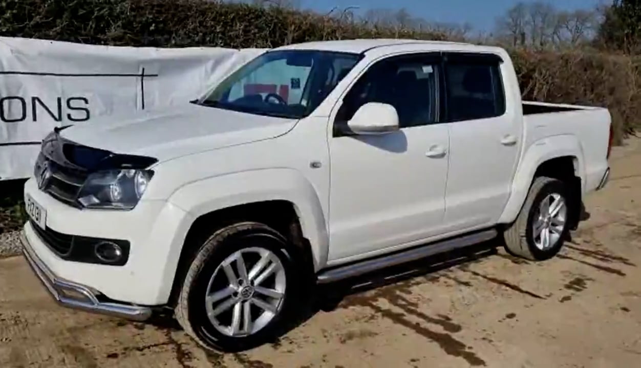 Volkswagen Amarok TDI Bluemotion on Vimeo