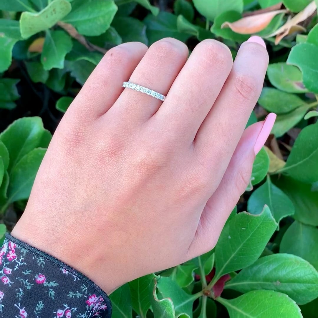 50-ctw-diamond-french-set-band on Vimeo