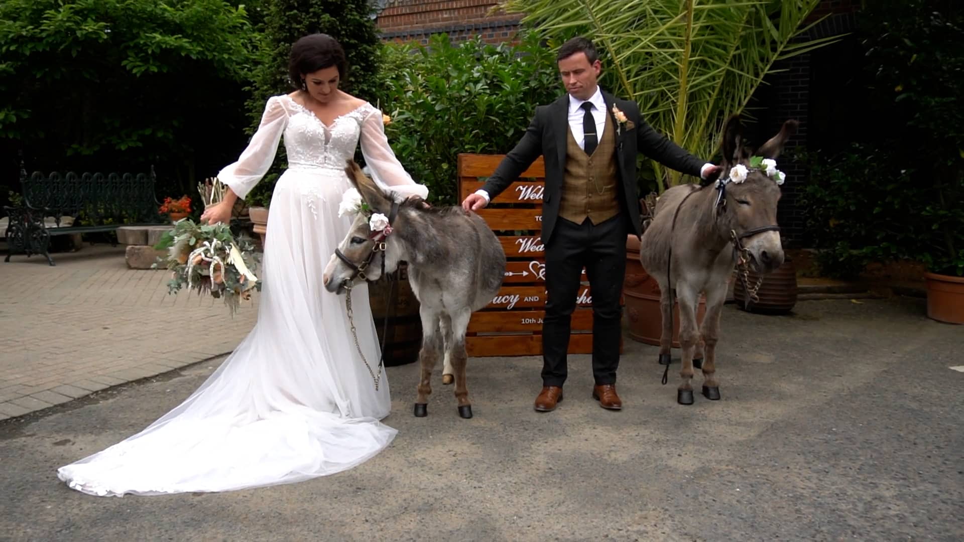 Lucy + Richard @ The Rabbit, Templepatrick on Vimeo