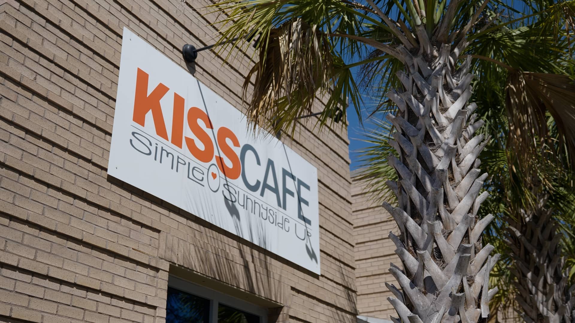 Kiss Cafe on Vimeo