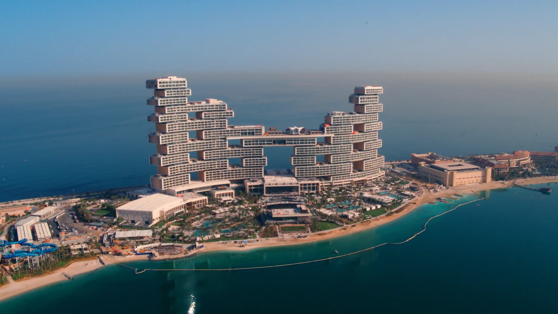 The Royal Atlantis Construction Progress 3-2022 - Aerial Filming By TimeLapse Middle East on Vimeo