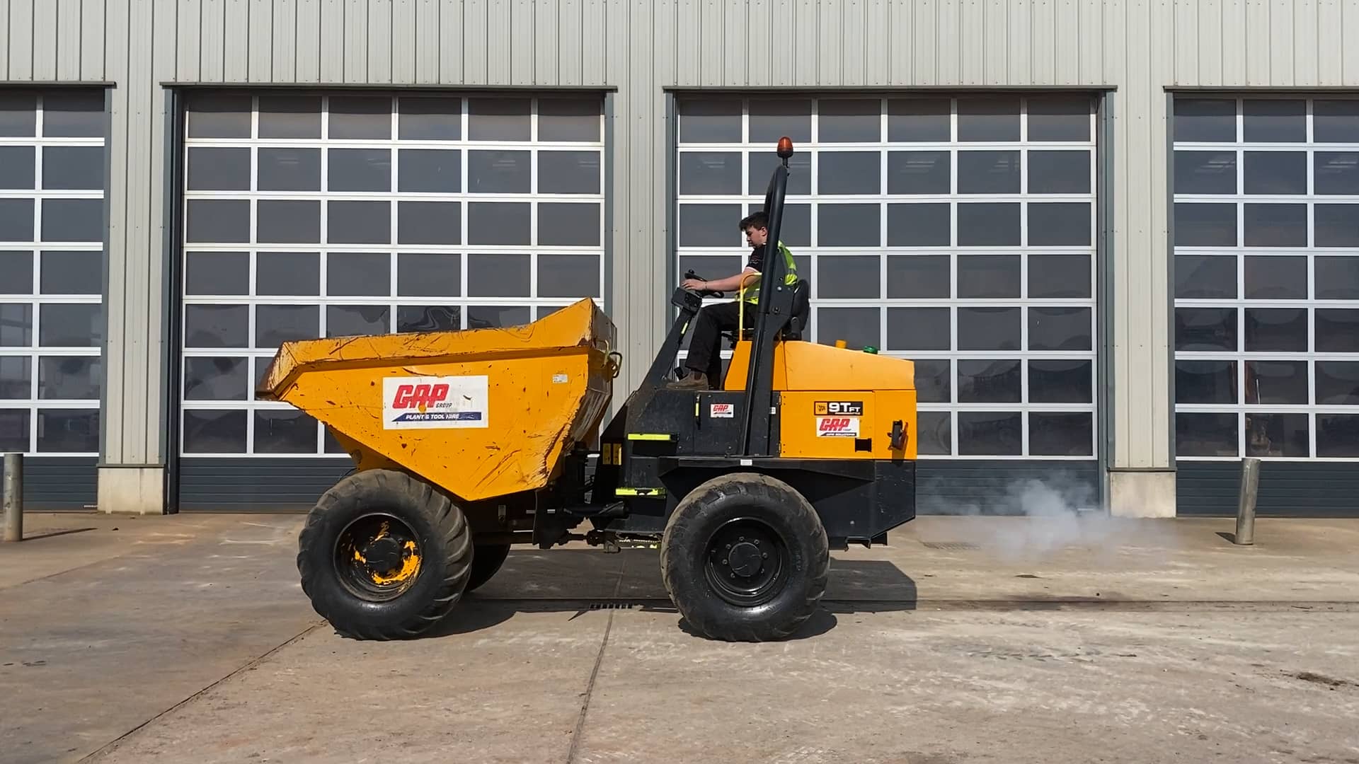 JCB 9TFT 9 Ton Dumper on Vimeo