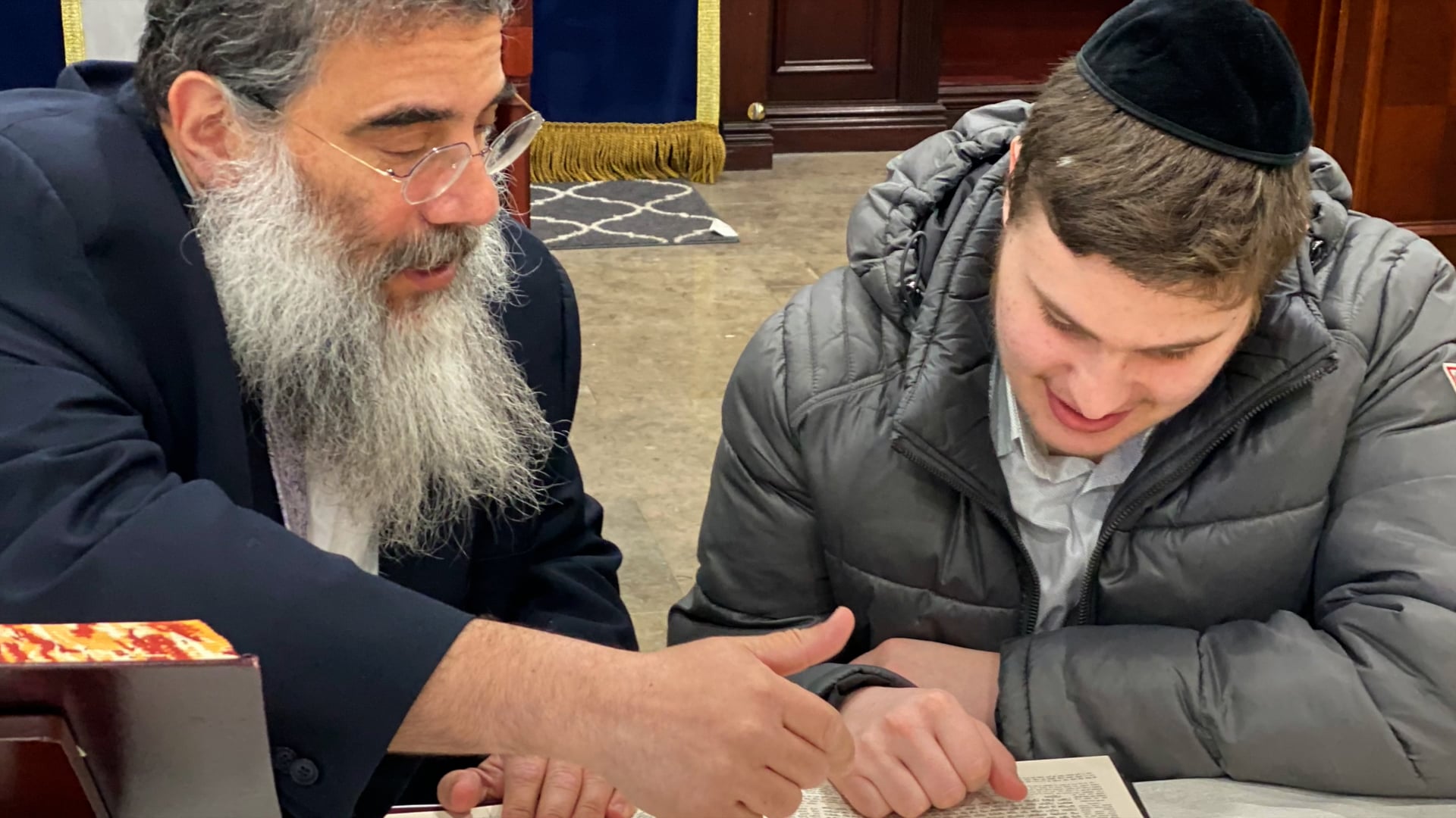 Ateres Eitz Chaim - Yeshiva, High School