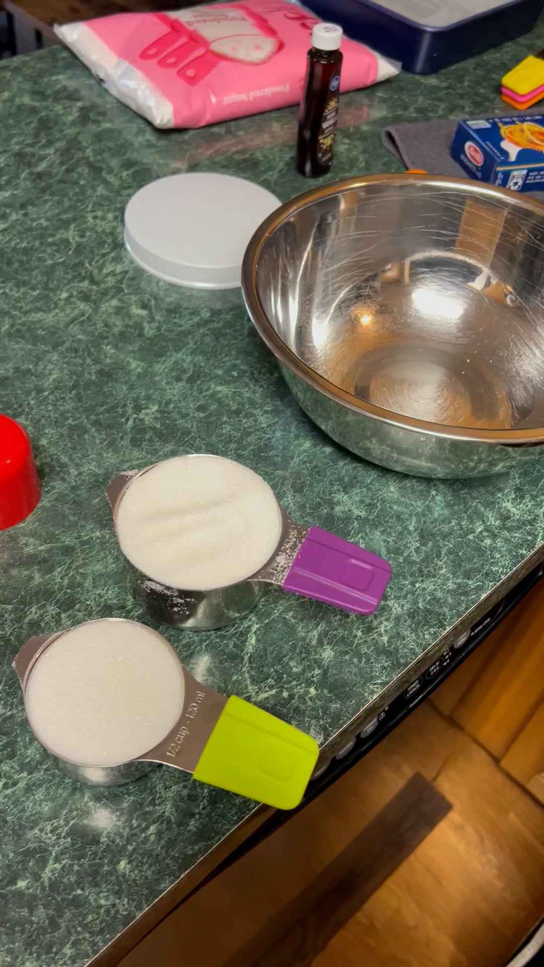 Pouring sugar into bowl on Vimeo