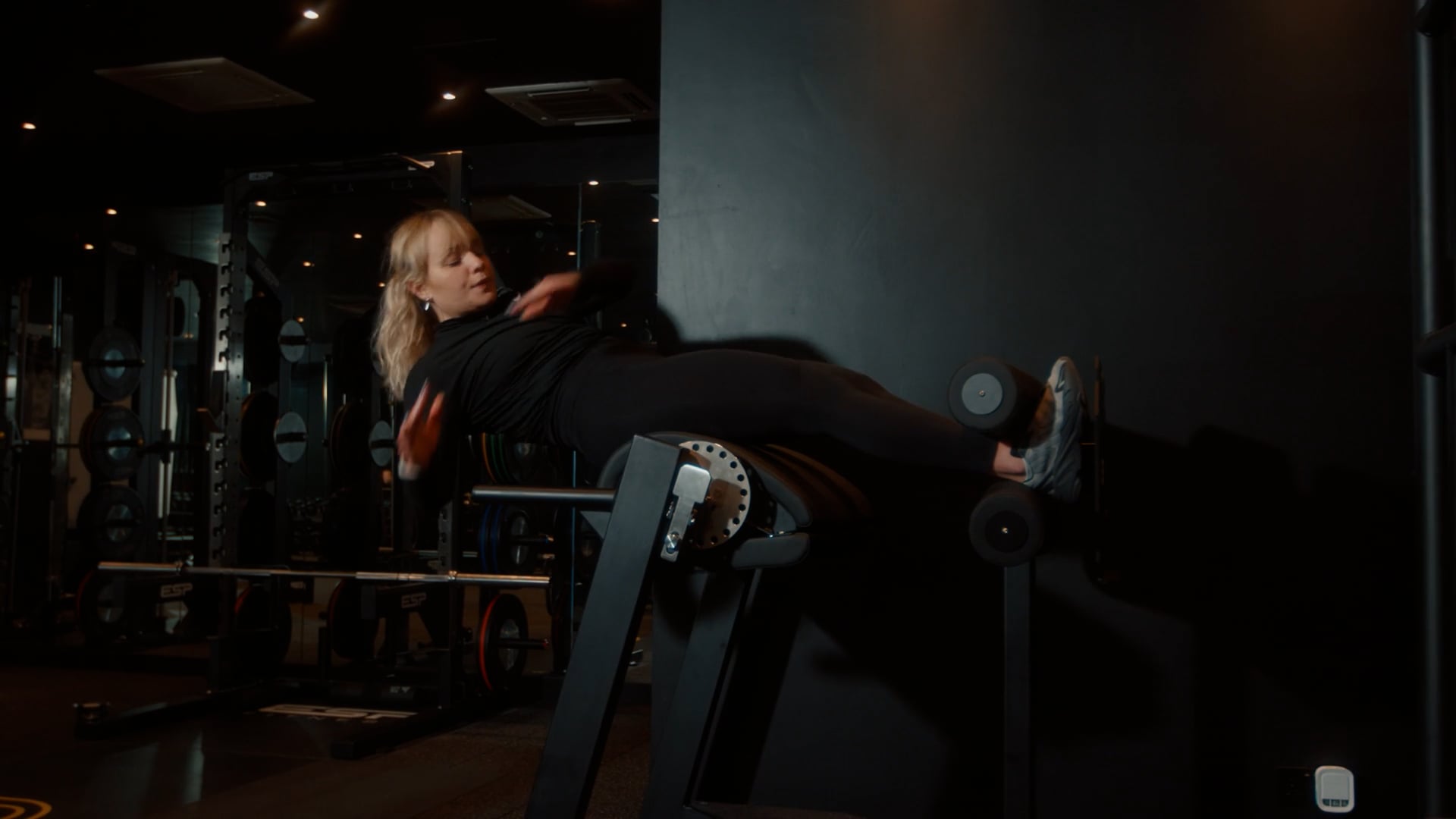 Decline Russian Twists on Vimeo