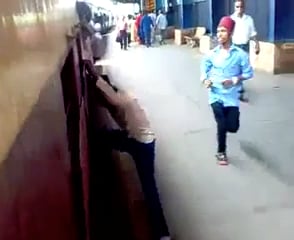 Train surfing - Indian edition on Vimeo