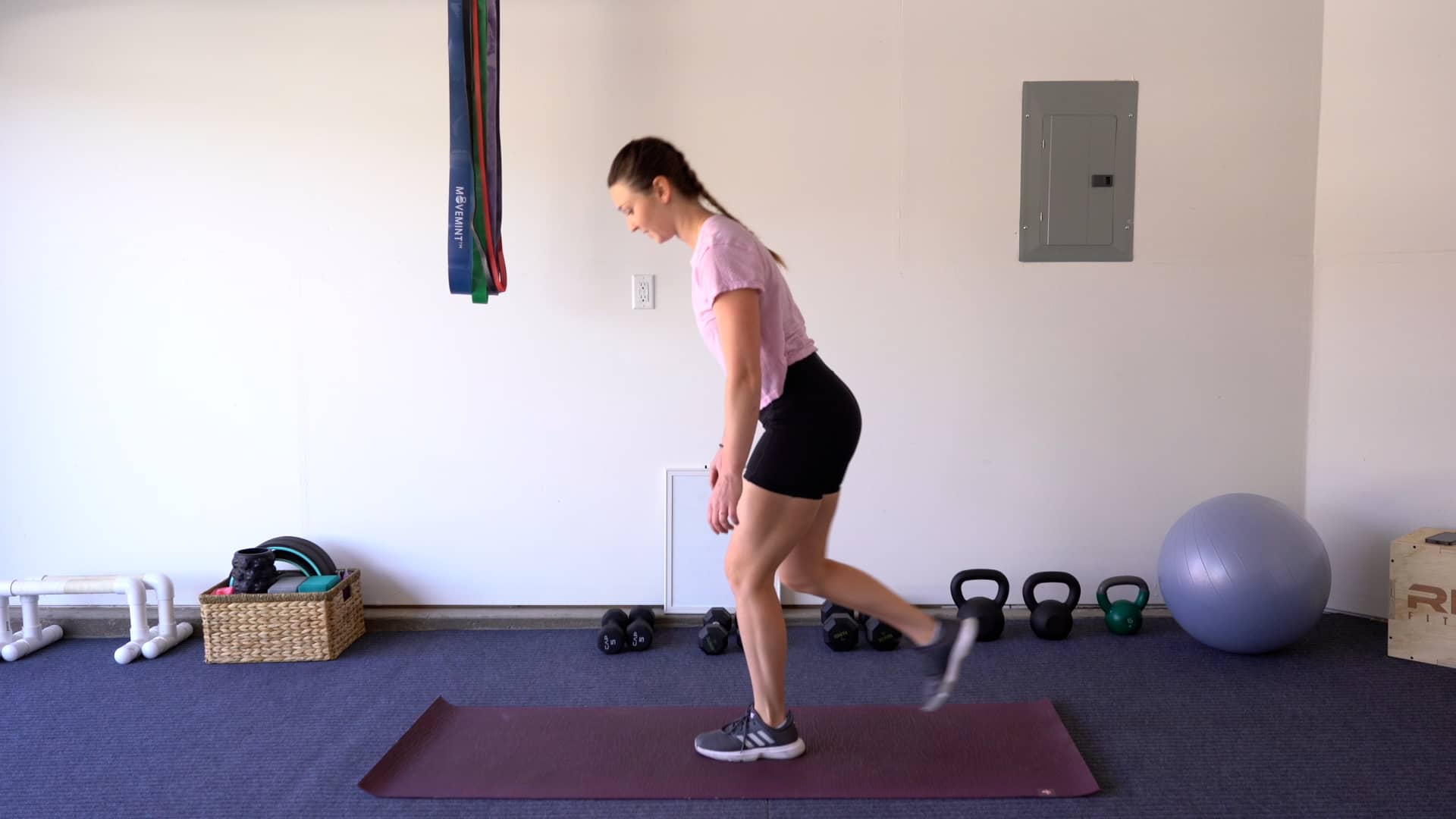 Body Weight Sprinter Lunge on Vimeo