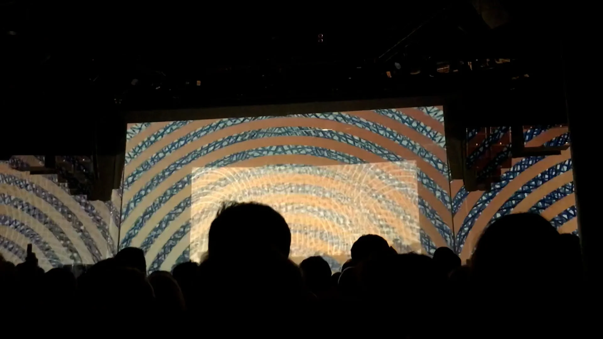 Max Cooper at the Roundhouse 1 on Vimeo