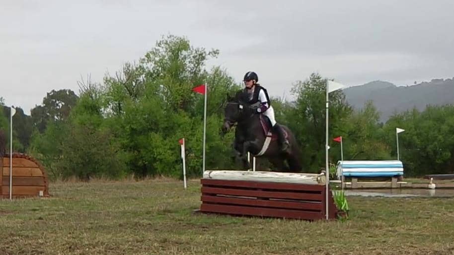 Emily Hudak riding Sir Tosca 135 EvA80 Mansfield EA Horse Trials 2022 ...