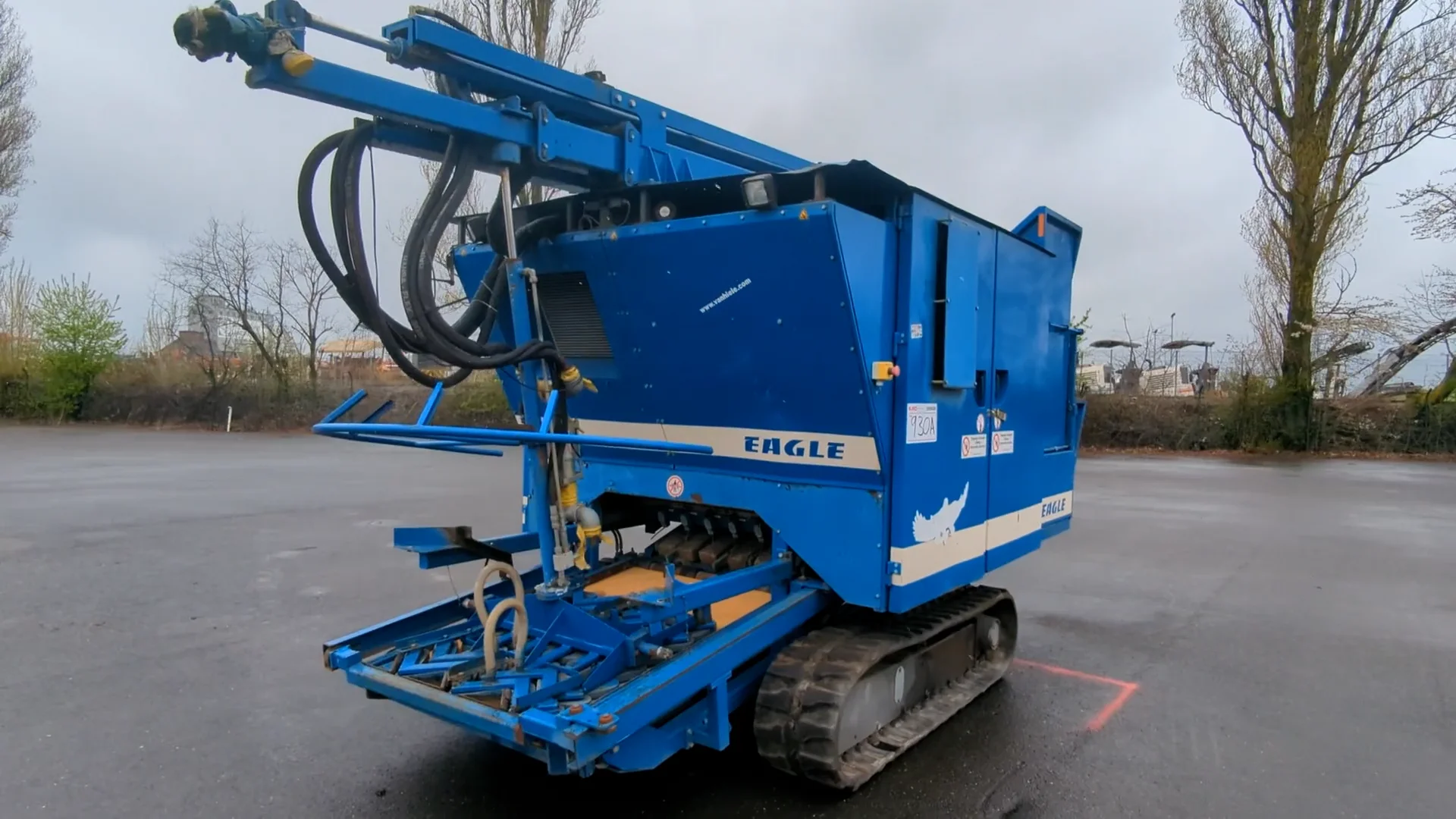 Eagle Tracked Paving Layer, Tilt Telescopic Mast Remote in Office on Vimeo