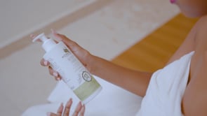 More Up Cosmetic Shower Gel & Oil Video Design Analysis | DesignRush