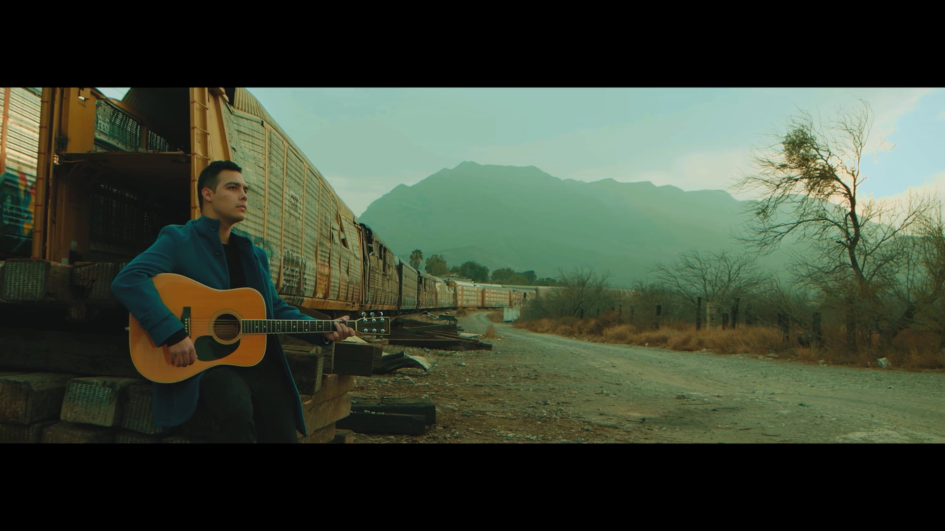 Tony Alanís - Lejos de ti on Vimeo