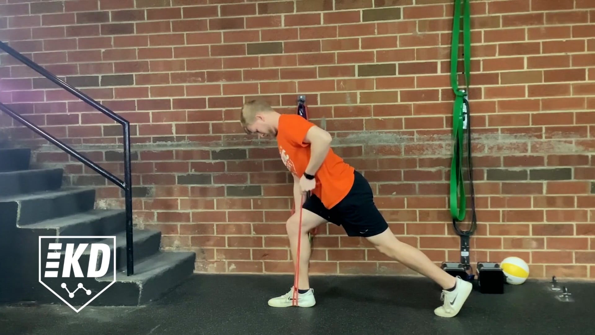 Power Band Split Stance Bent Over Single Arm Row on Vimeo