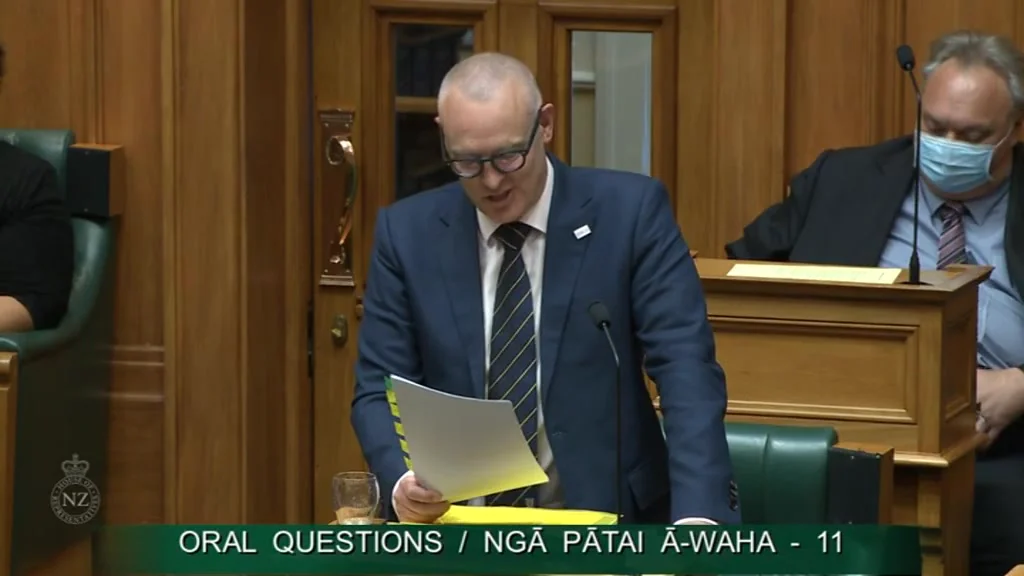 Question 11 - Naisi Chen to the Minister of Commerce and Consumer ...