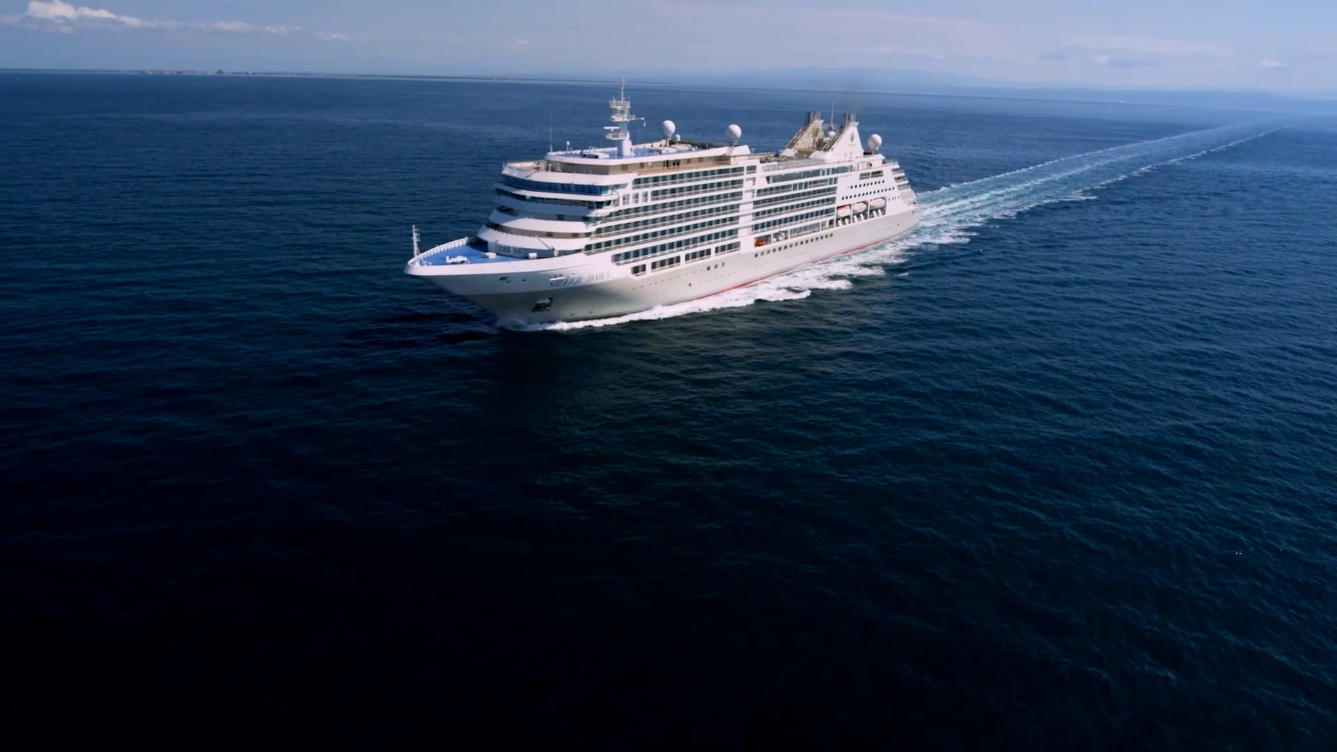 Silversea Silver Dawn with Roberto Martinoli on Vimeo