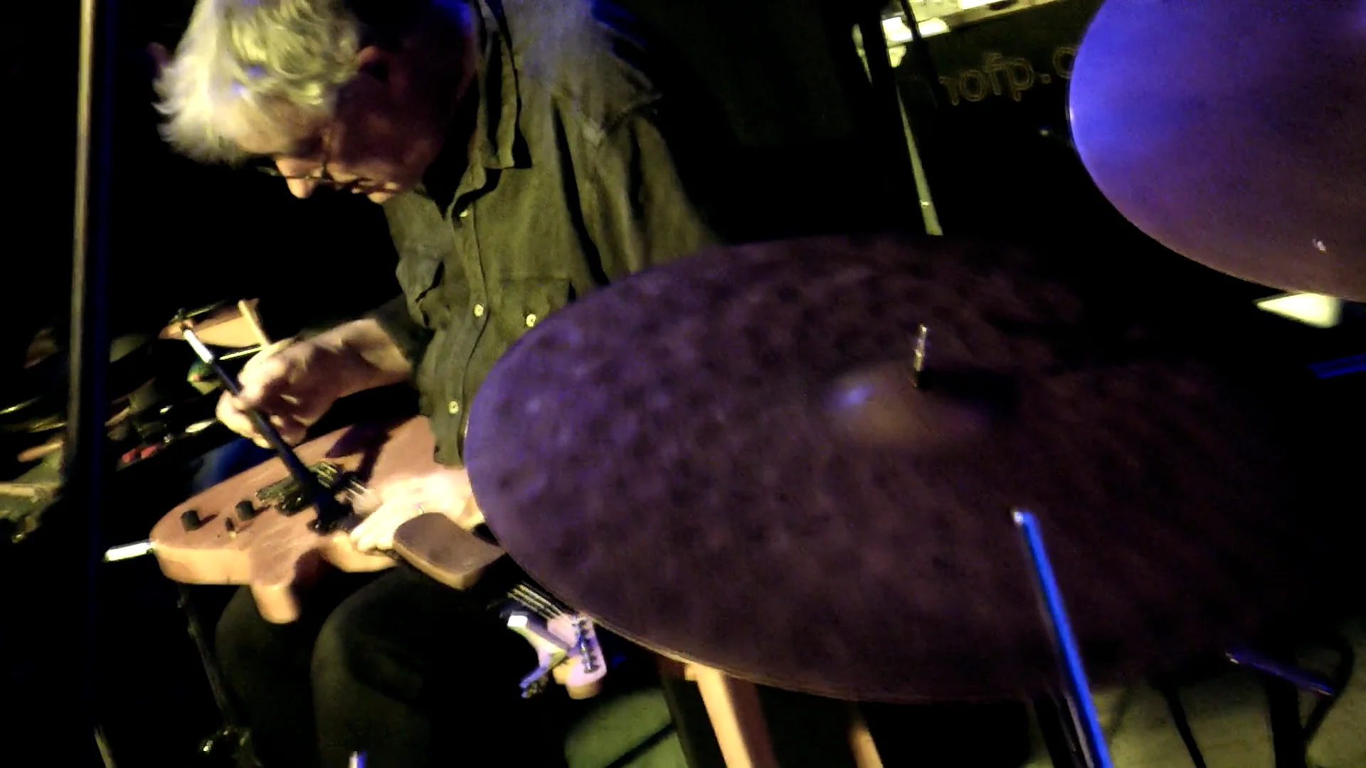 Fred Frith Trio (UK + usa) / part_05 / Punctum Club Praha 2022 on Vimeo