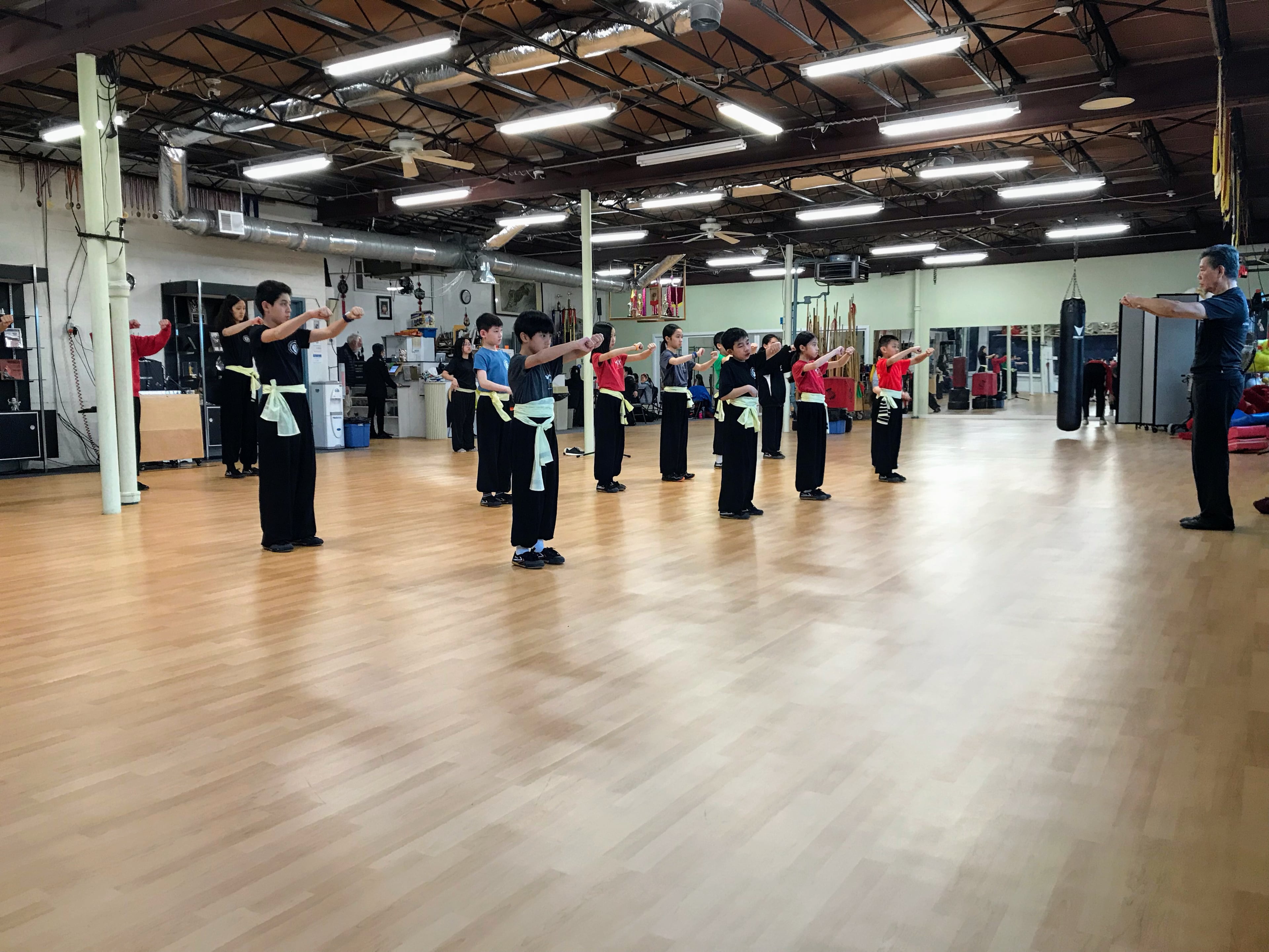 All Ages and Adults Hung Kuen Kung Fu class Live at Calvin Chin's ...