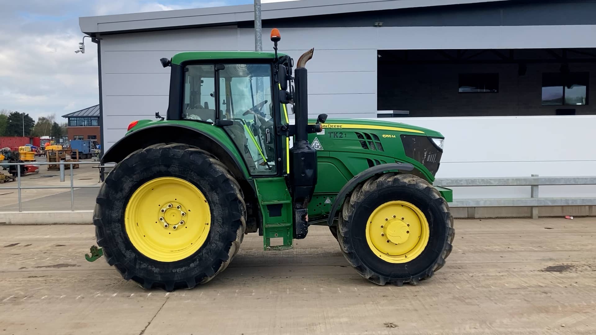 John Deere 6155M 4WD Tractor on Vimeo