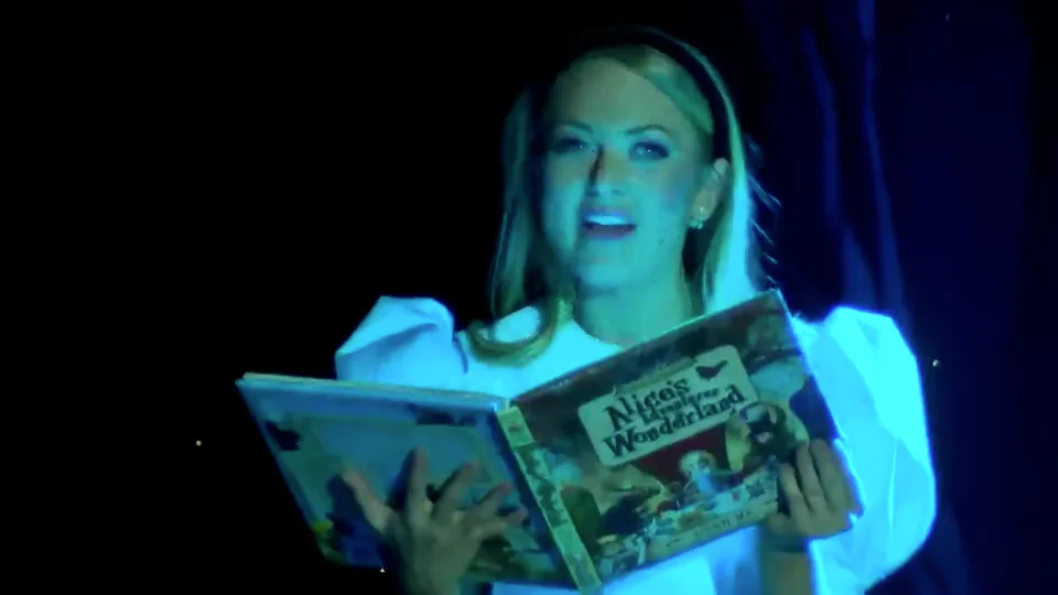 Alice In Wonderland on Vimeo