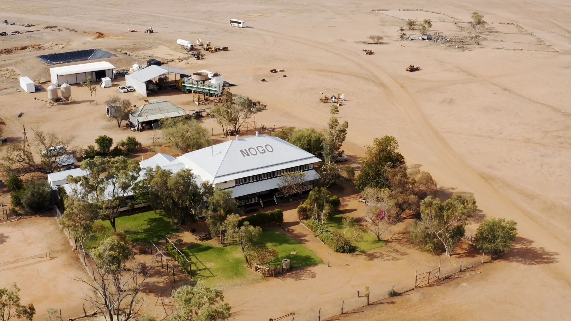 OUTBACK PIONEERS 1-day Schools Excursion, Longreach on Vimeo