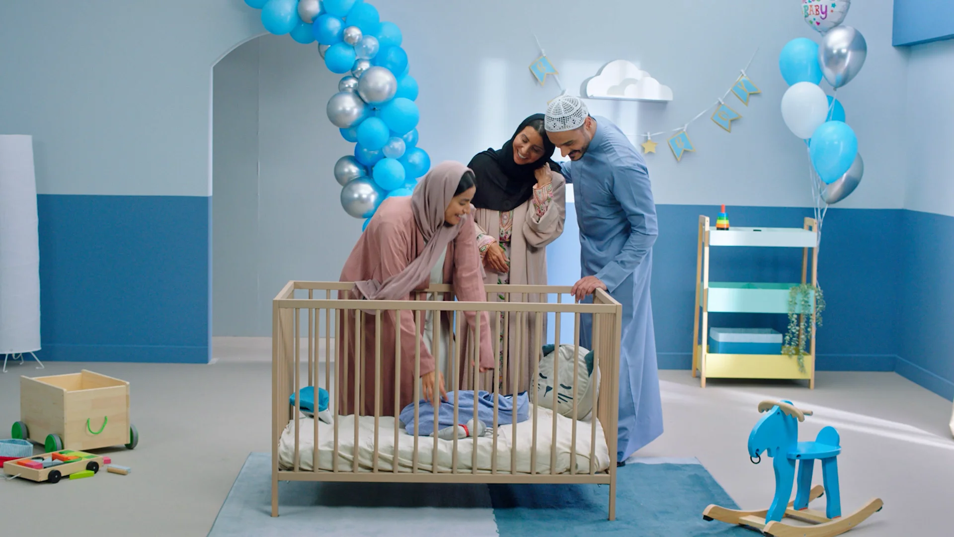 jotun_set03_new_born on Vimeo