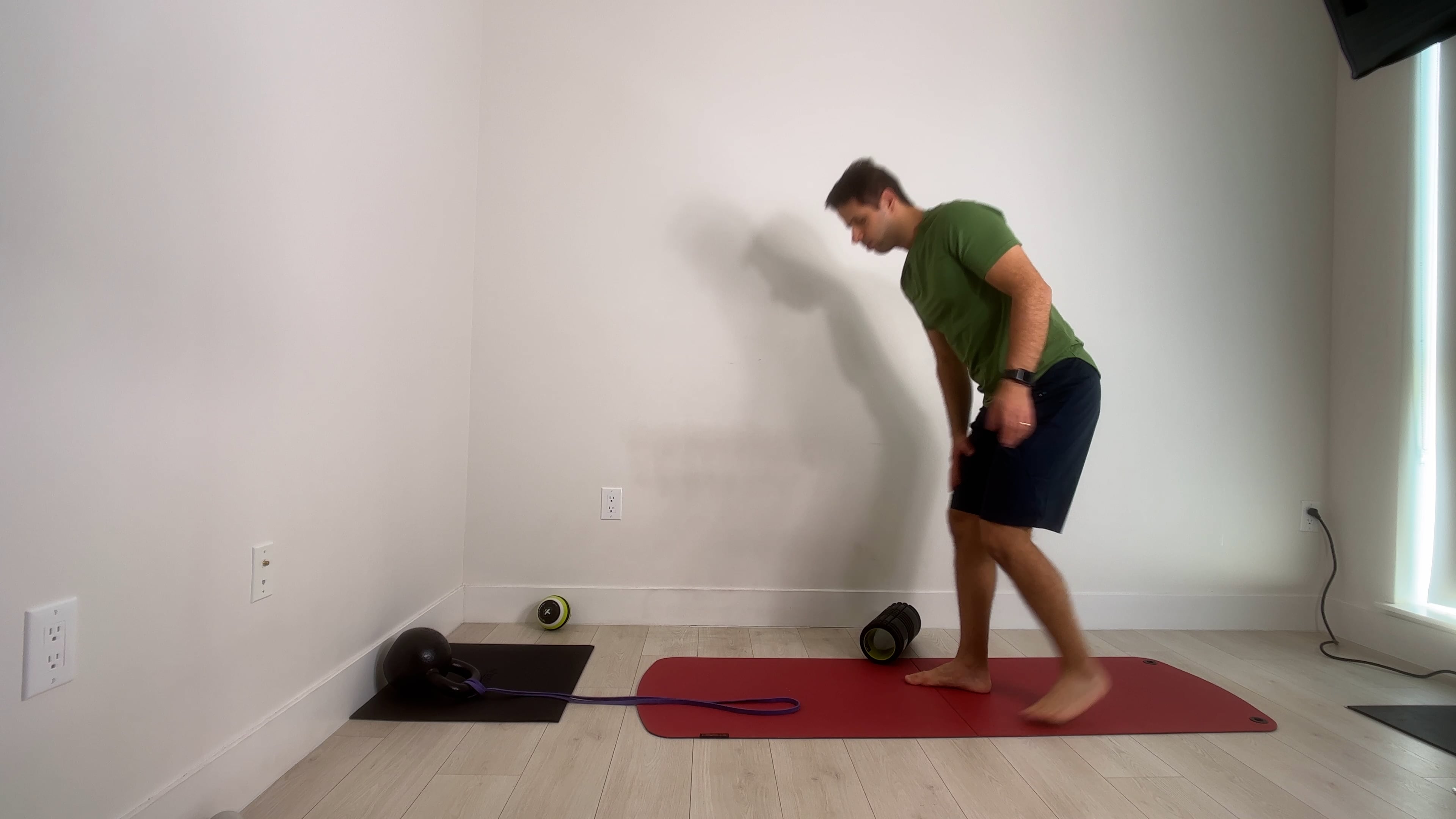 Shoulder Side lying internal rotation ISO with resistance band on Vimeo