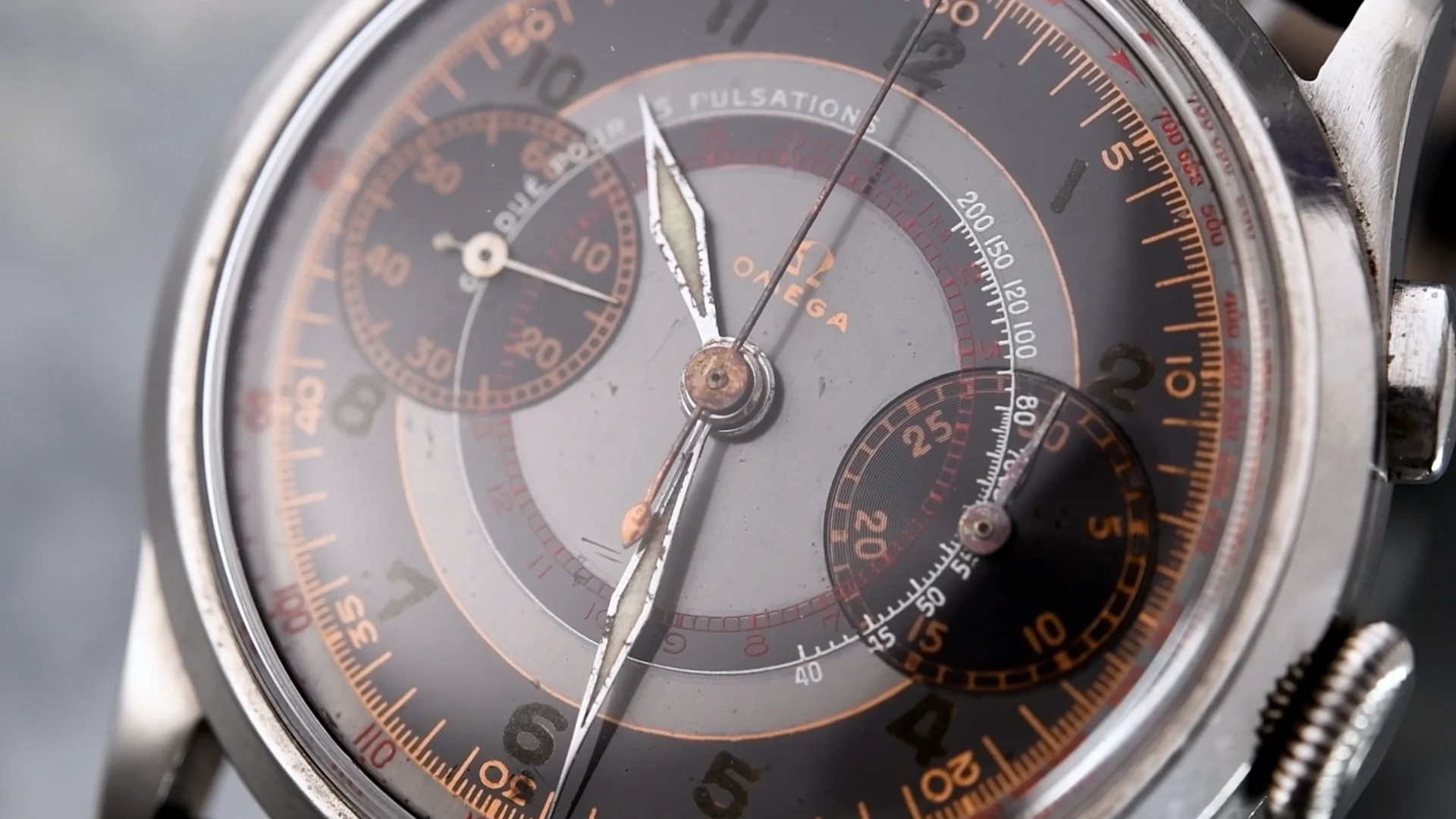 Lot 19 – Omega, chronograph, Cal 33,3 CHRO T5 on Vimeo