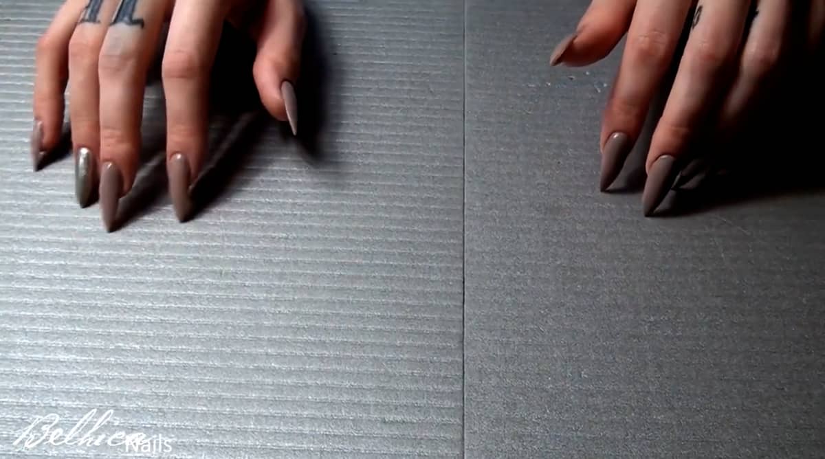 long sharp nails scratching on Vimeo